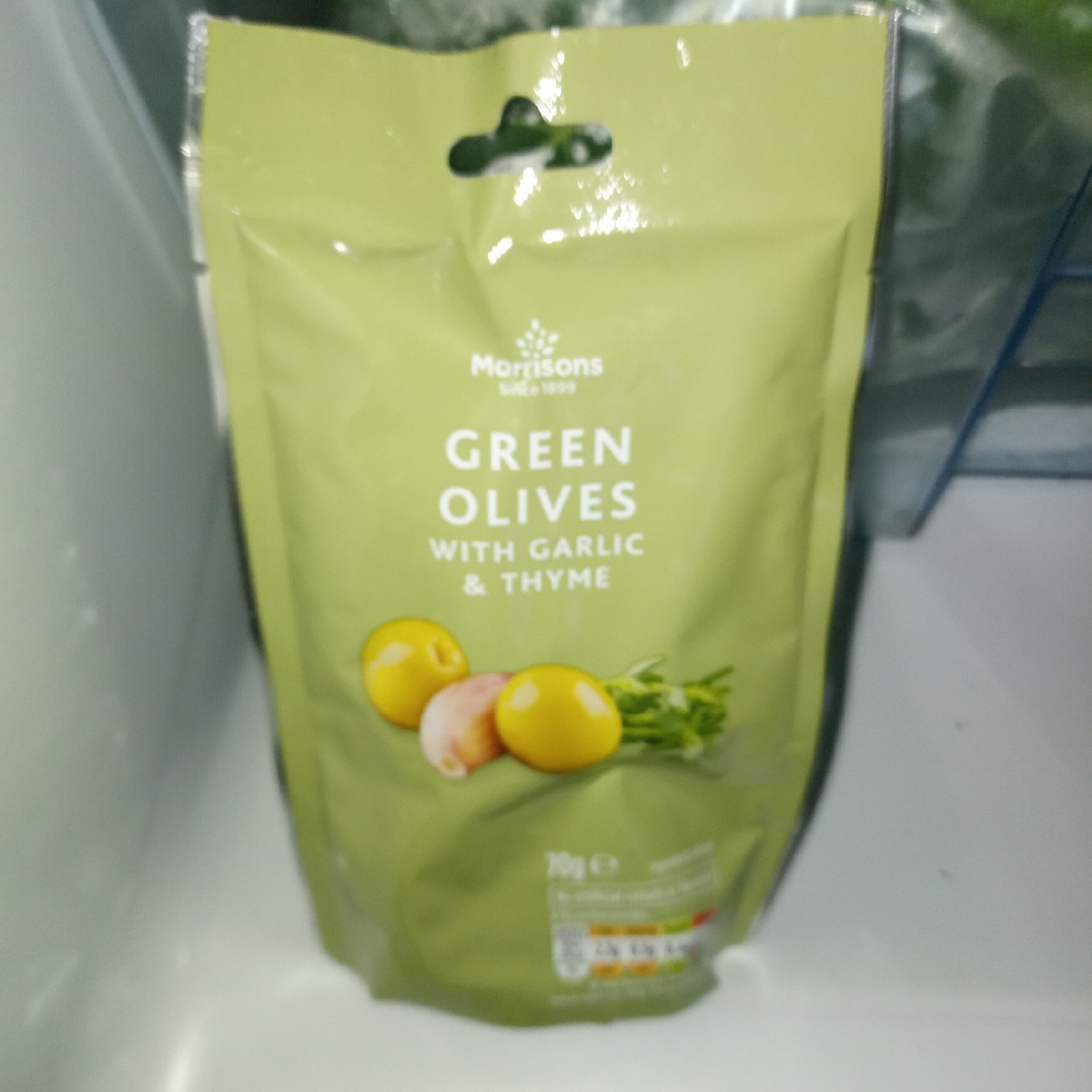 Supersupergirl's Food Reviews: Morrisons Green Olives with garlic and thyme