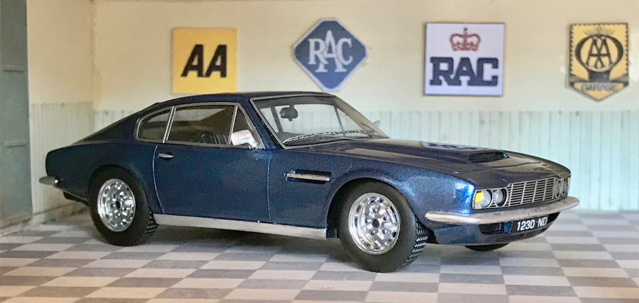 El Kekomóvil: Aston Martin DBS & DBS V8 de Spark