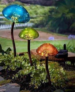 50 Beautiful Solar Garden Decoration Ideas The Best | ARA HOME