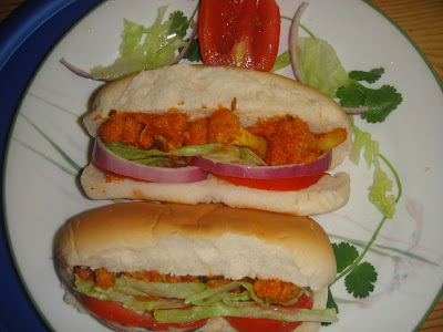 andhra ruchulu: VEGGIE HOT DOG WITH GOBI FILLING