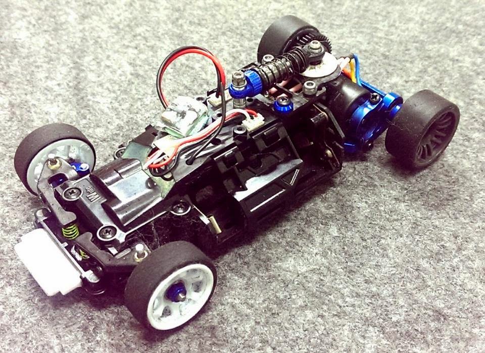 MRC阿璋 Mars Rc Club KYOSHO MINI-Z MR03 AWD VE~~~~: 為何競速入門建議從MR(二驅)車系玩起!
