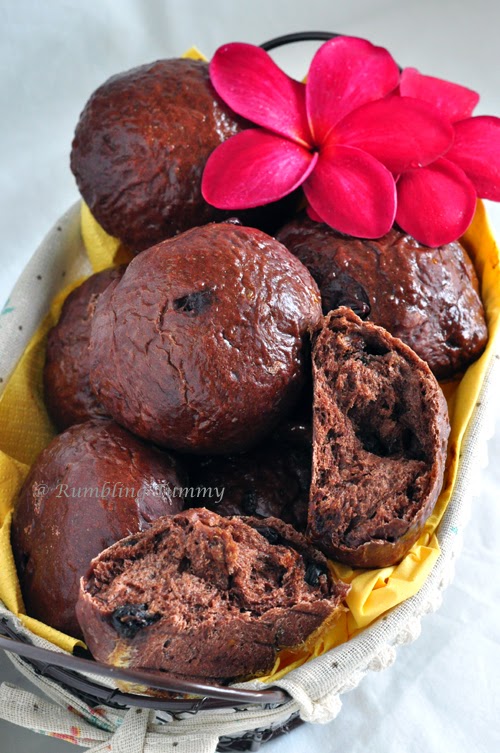 Rumbling Tummy: Double Chocolate Bread