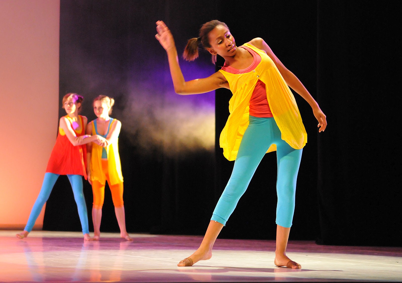 EVOLUTION Ecole de Danse Marseille (Bouches du Rhone): ECOLE DE DANSE ... EVOLUTION Ecole de Danse Marseille (Bouches du Rhone): ECOLE DE DANSE ...
