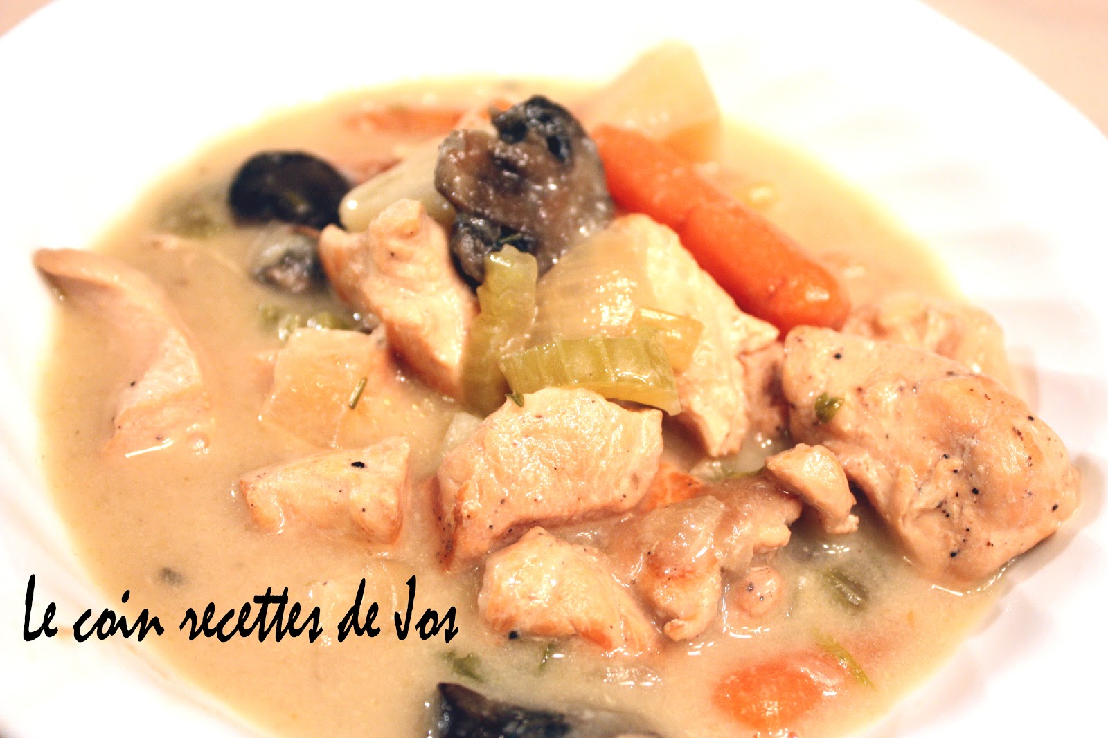 Le coin recettes de Jos: RAGOÛT DE POULET CAMPAGNARD À LA MIJOTEUSE