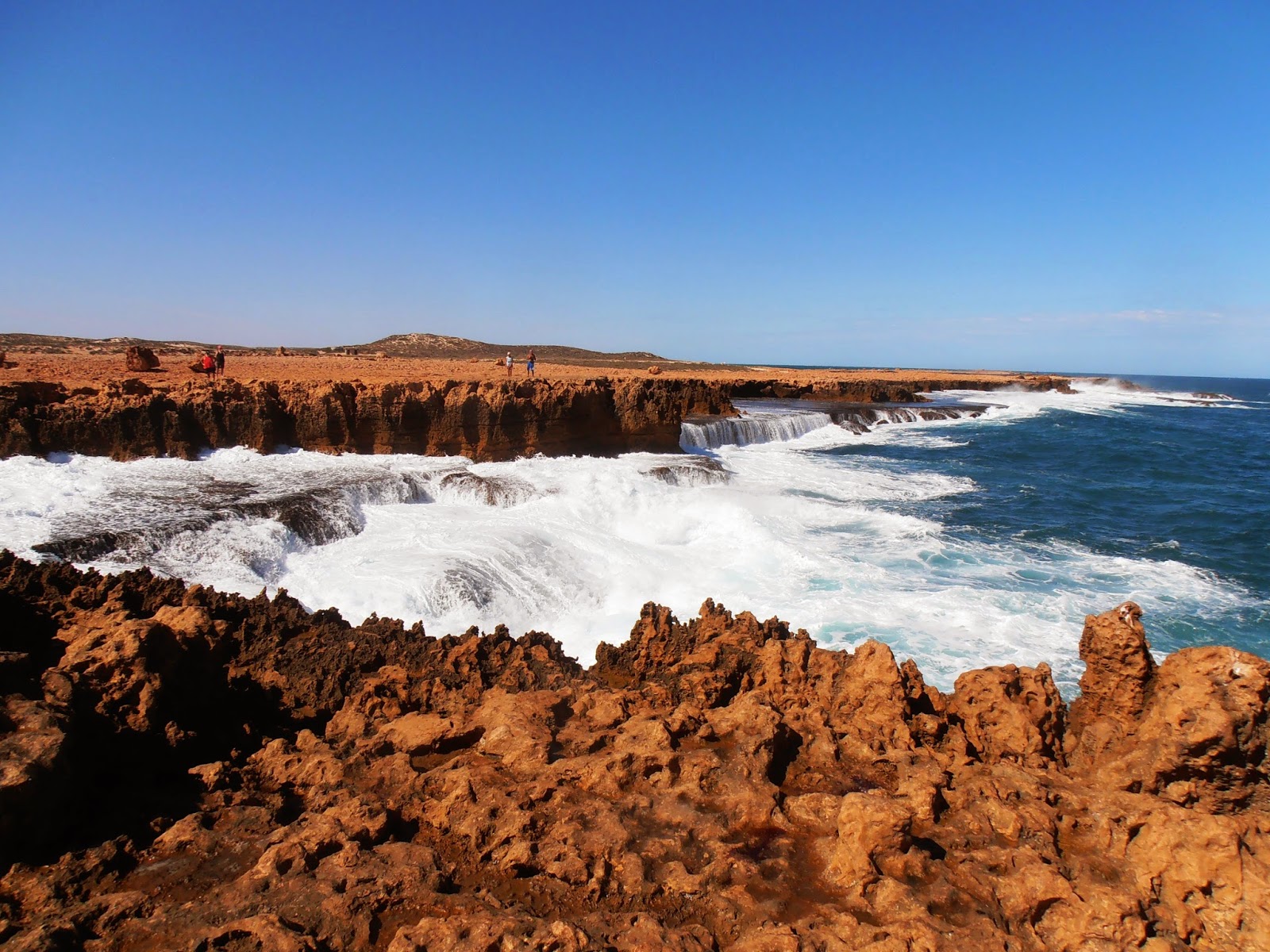 The Clarke's Aussie Adventure: 3 May 2013 - Carnarvon Caravan Park ...