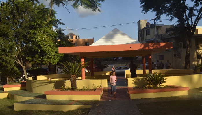 Alcaldía SDN inaugura Parque Los Palmares en Sabana Perdida - VILLA ...