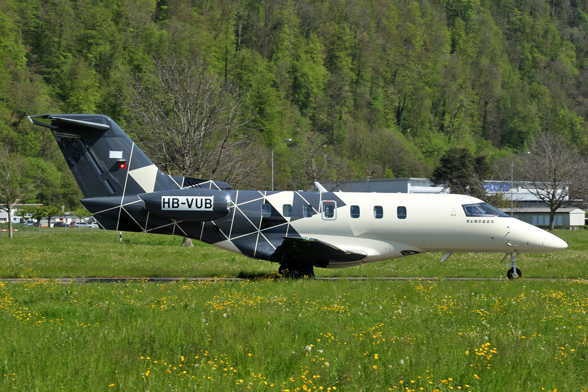 Eastwings: Pilatus PC-24 * Pilatus Aircraft Ltd. * Platoon Aviation c/s ...