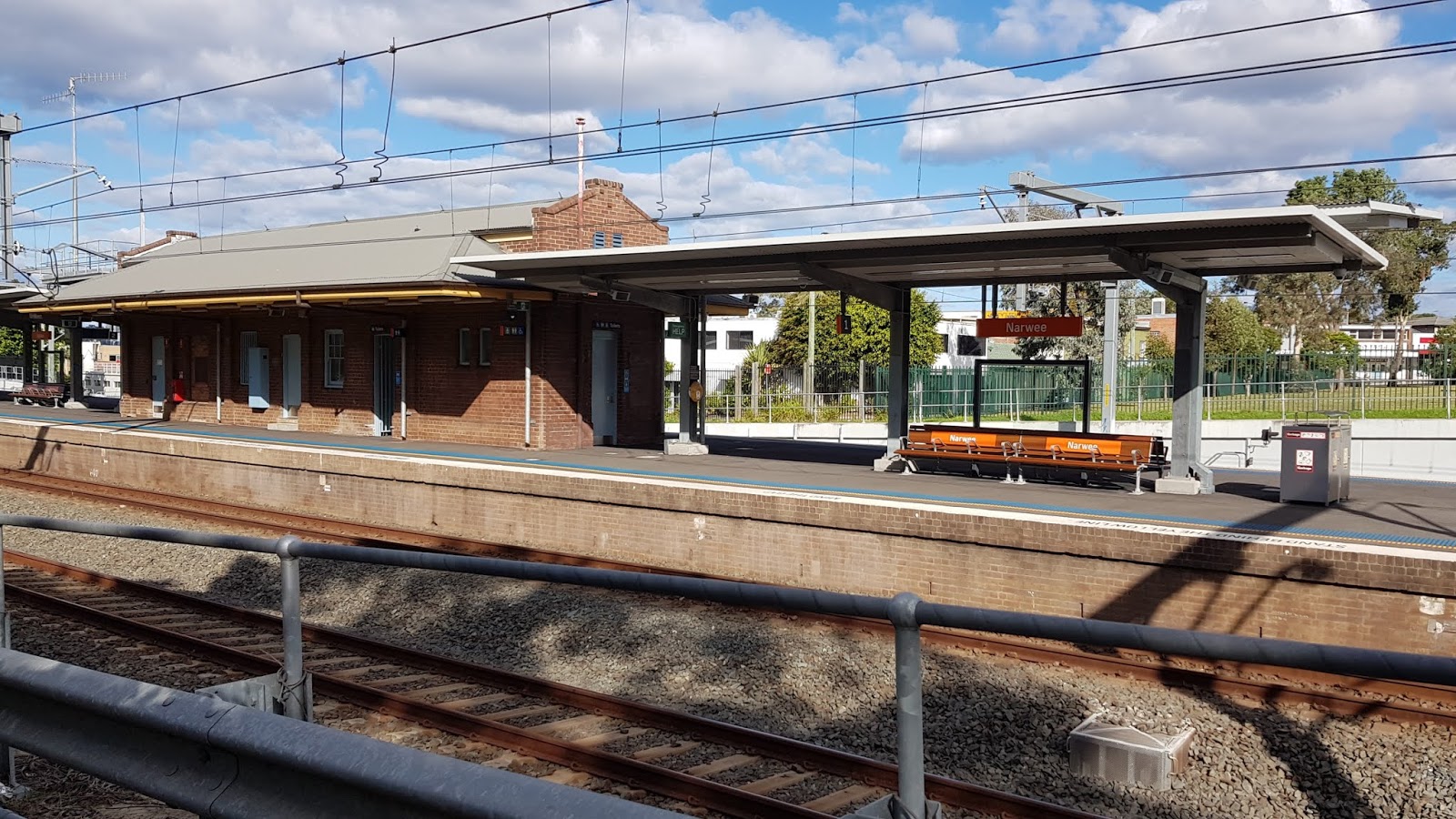 Sydney - City and Suburbs: Narwee, railway station