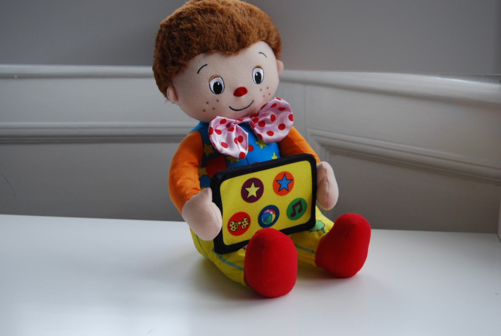Chic Geek Diary: Something Special Mr Tumble Toys - Review