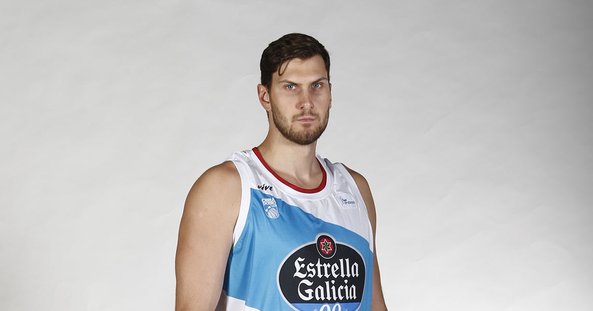 O Gato dos Castros: Visitounos Jordan Bachynski