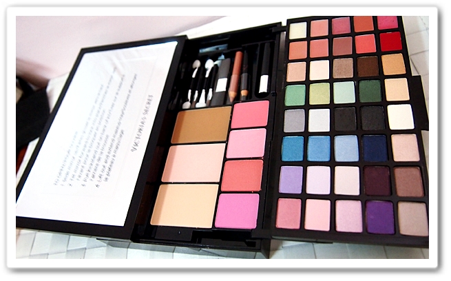VS Backstage BombShell Makeup Kit Review + FOTD - Paperblog