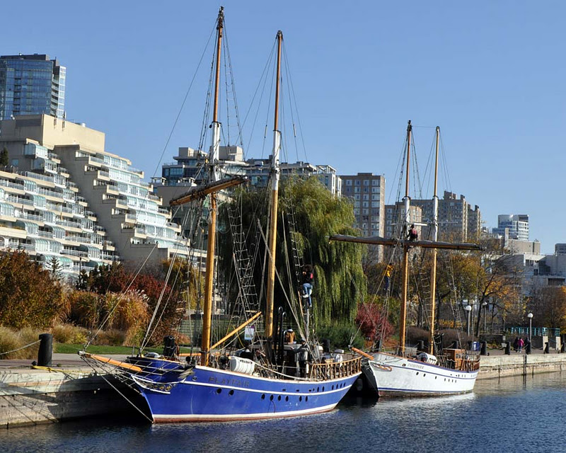 Toronto Grand Prix Tourist - A Toronto Blog: Tall ships in Toronto ...