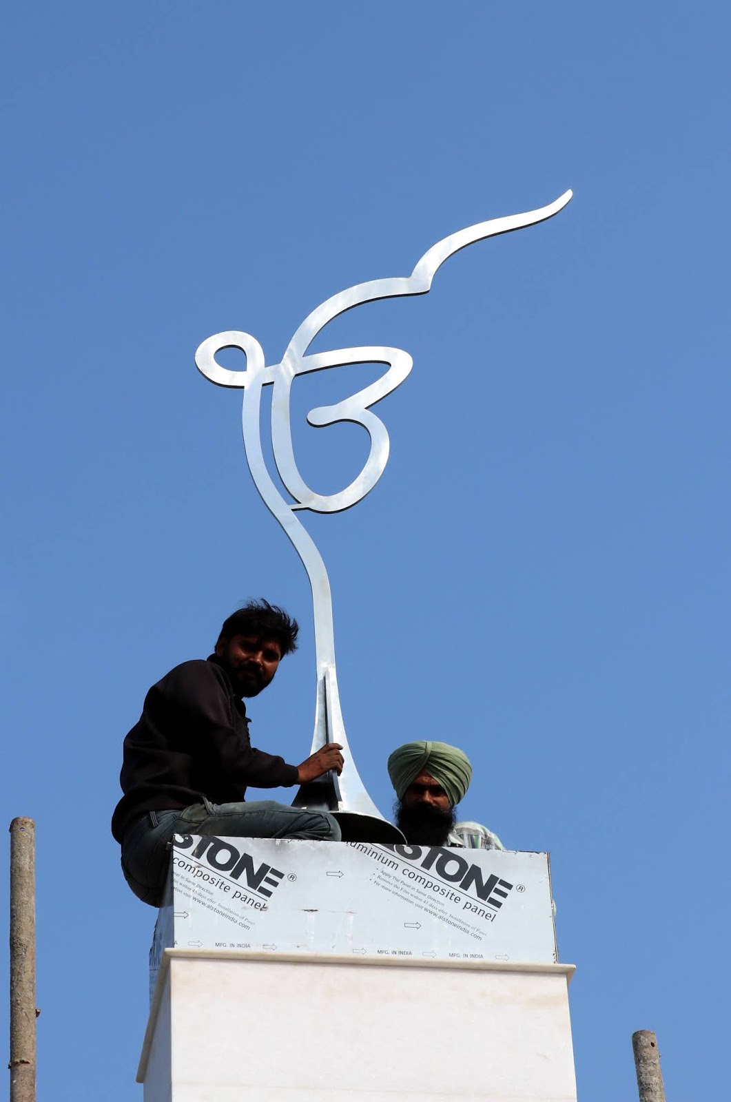 Savi's Poetry, Paintings & Photos