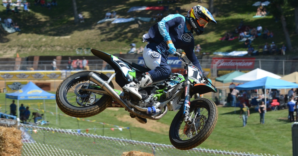 Stu's Shots R Us: AMA Pro Flat Track: Henry Wiles Hammers Em at Peoria ...