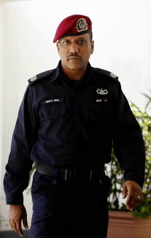 Under The Angsana Tree: Little India Riot: Bravery or Cowardice?