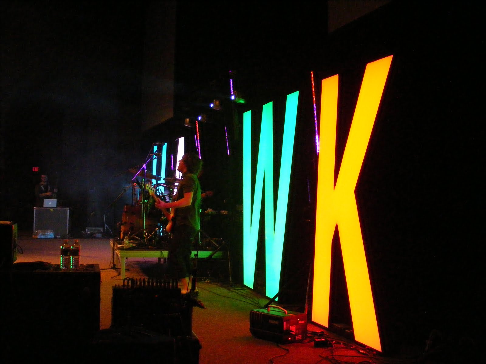 Christian Rock Files: Hawk Nelson returns home!