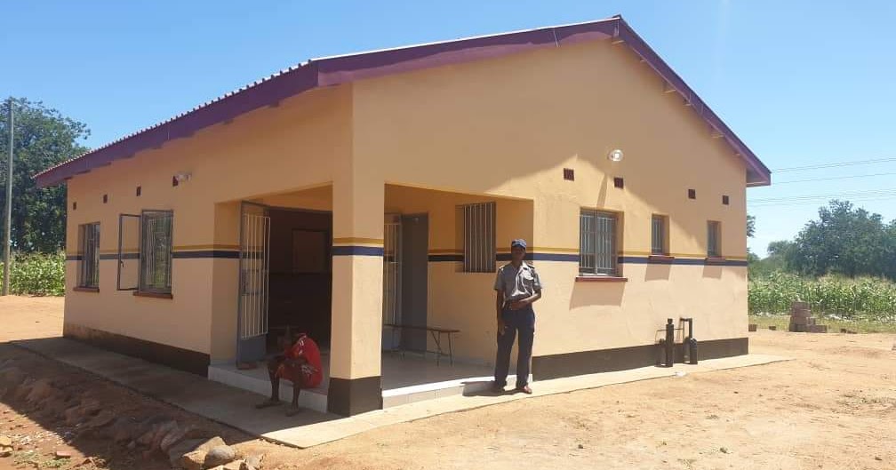 MP BUILDS POLICE STATION | Mafaro