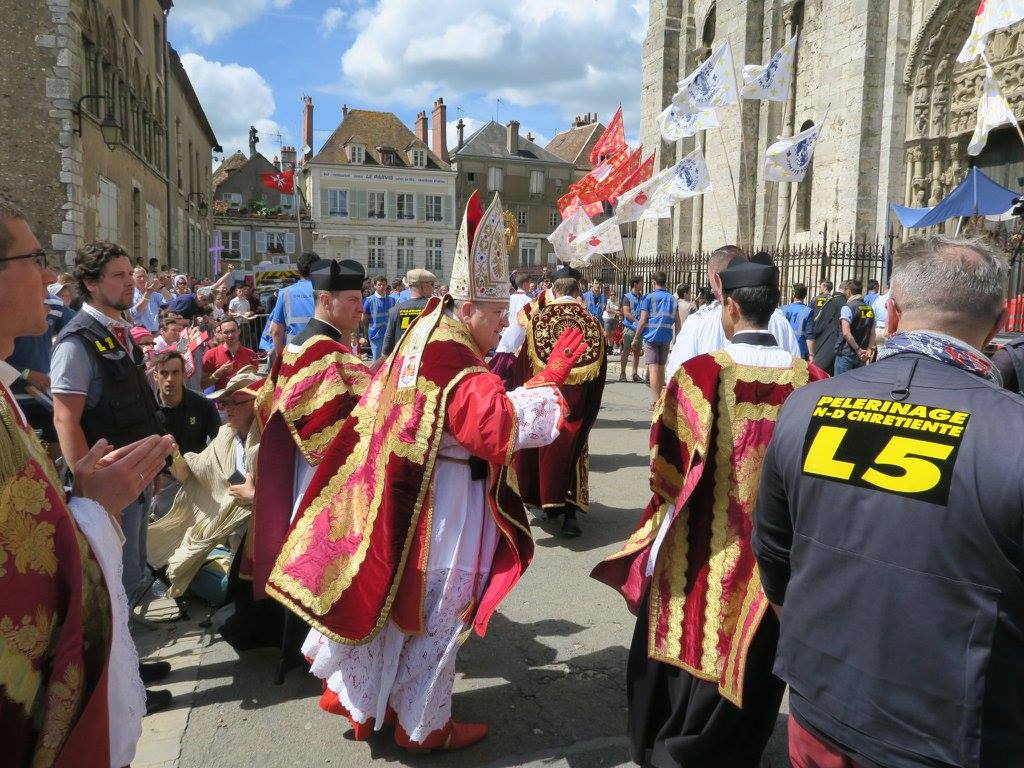 New Liturgical Movement: Highlights from Day Three of the 2017 Chartres ...