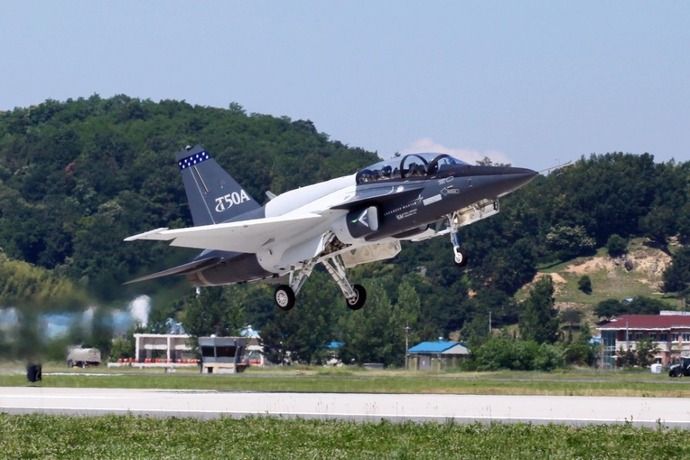 Military and Commercial Technology: Second Lockheed Martin T-50A Takes ...