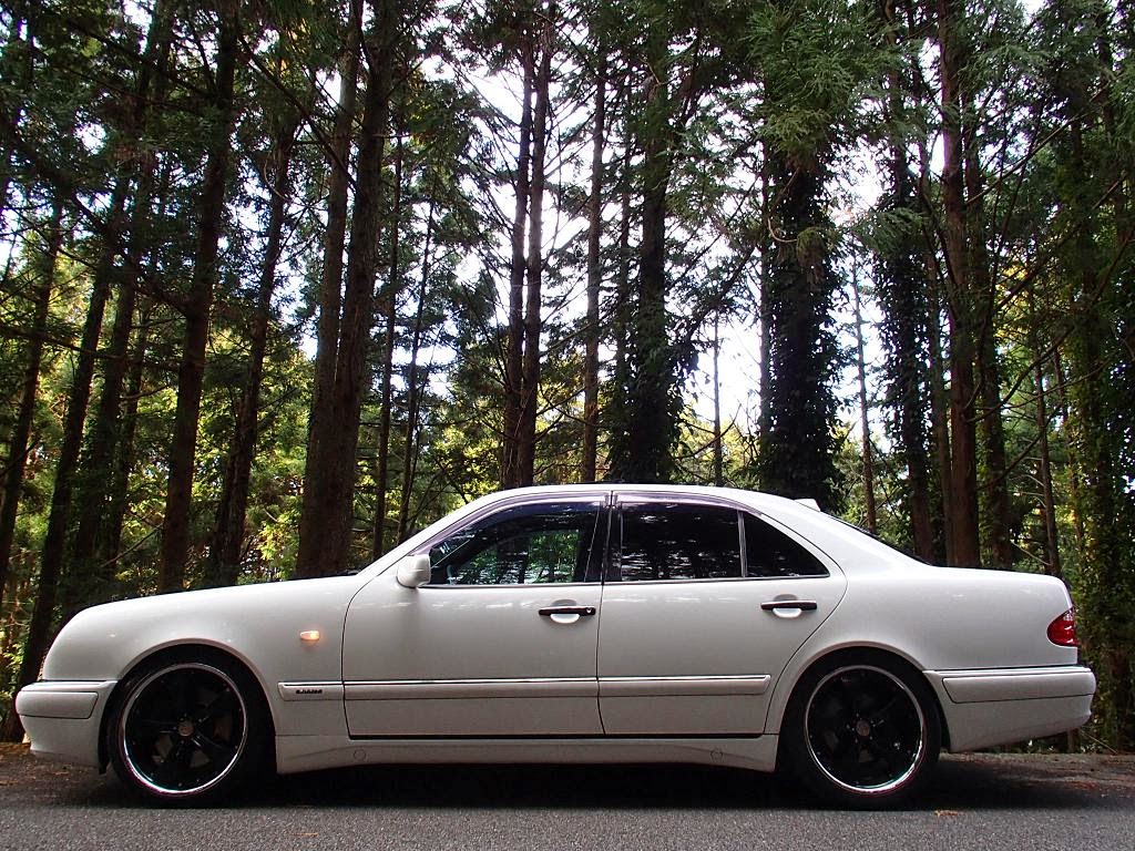 1996 Mercedes-Benz W210 E50 AMG White | BENZTUNING