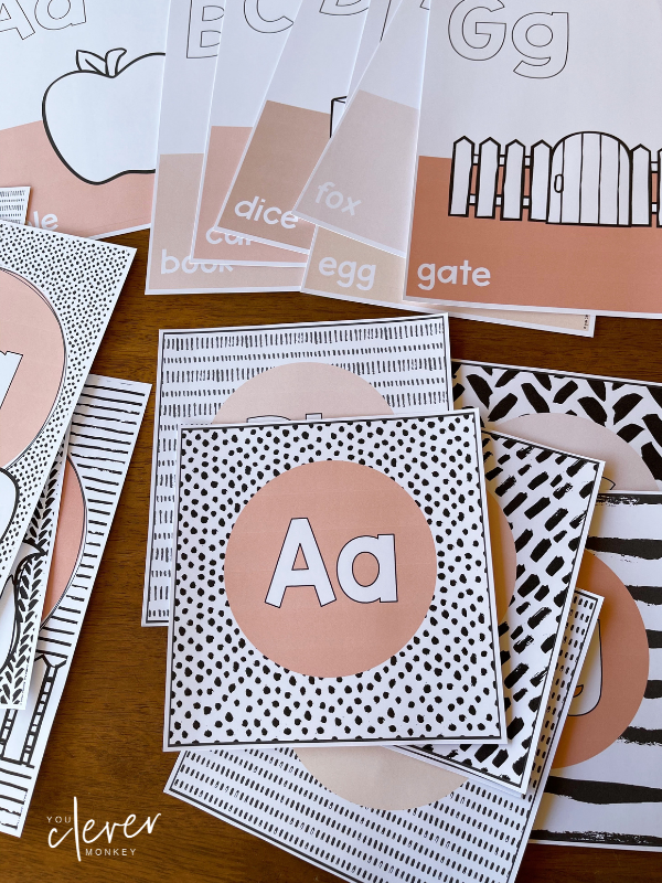 B+W NEUTRALS CLASSROOM DECOR | you clever monkey