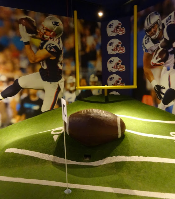 The Ham and Egger Files: Minigolf American Football in Sweden