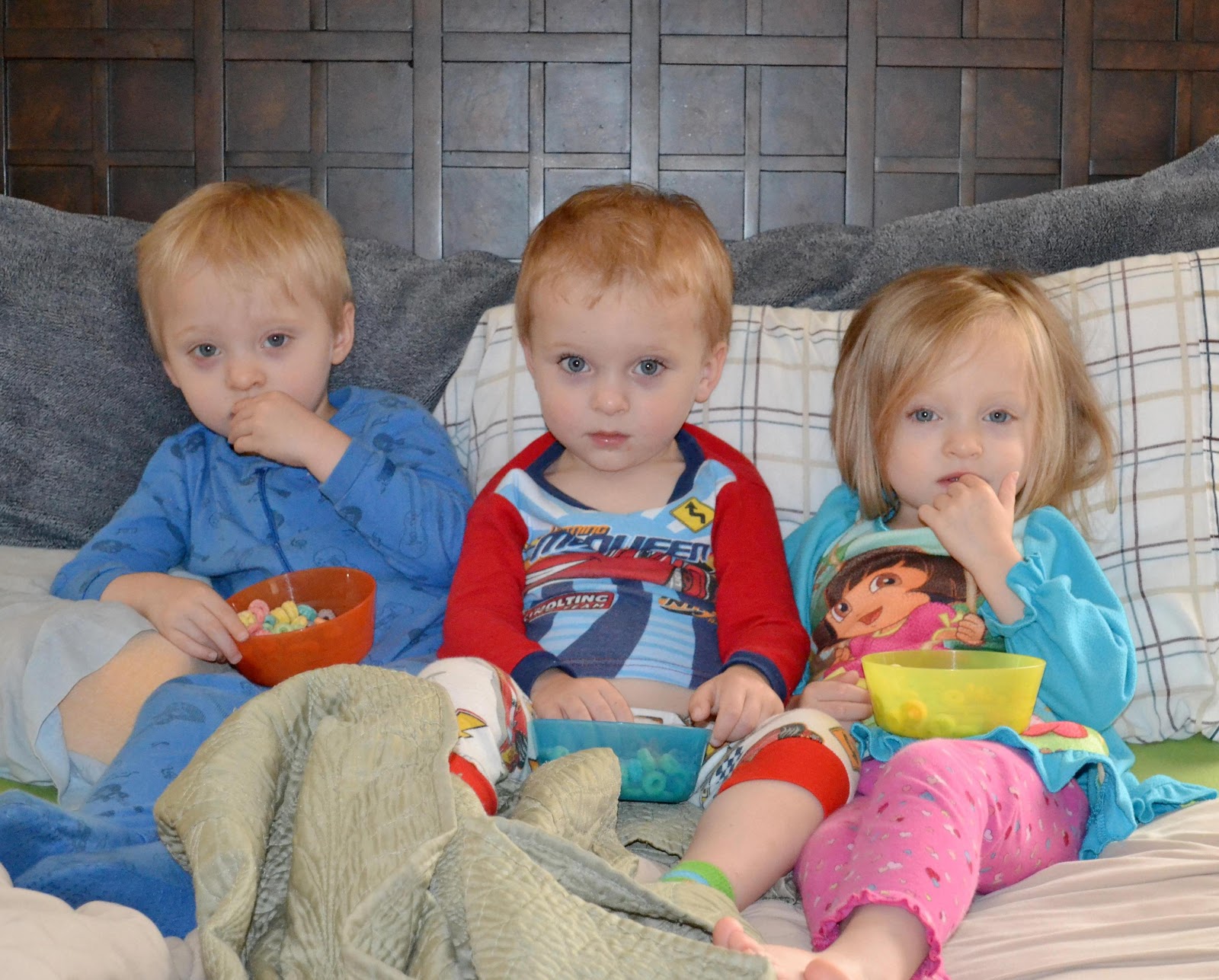 Welcome to the Grezeszak Triplets blog: 3rd birthday!!! Lets party!