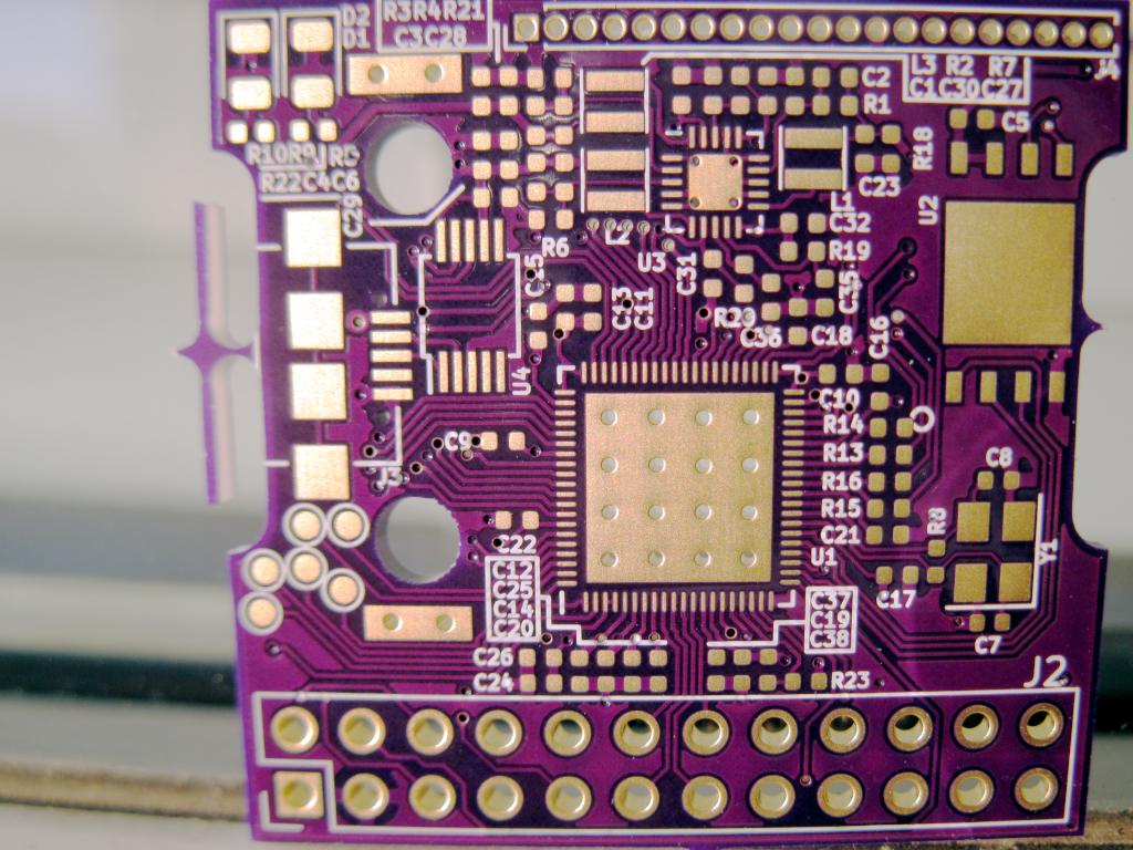 Willy Tarreau's stuff: Breadbee: Build your own single board computer