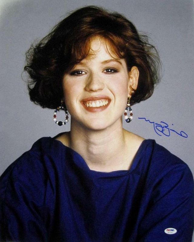 Gorgeous Portrait Photos of American Actress Molly Ringwald in the ...