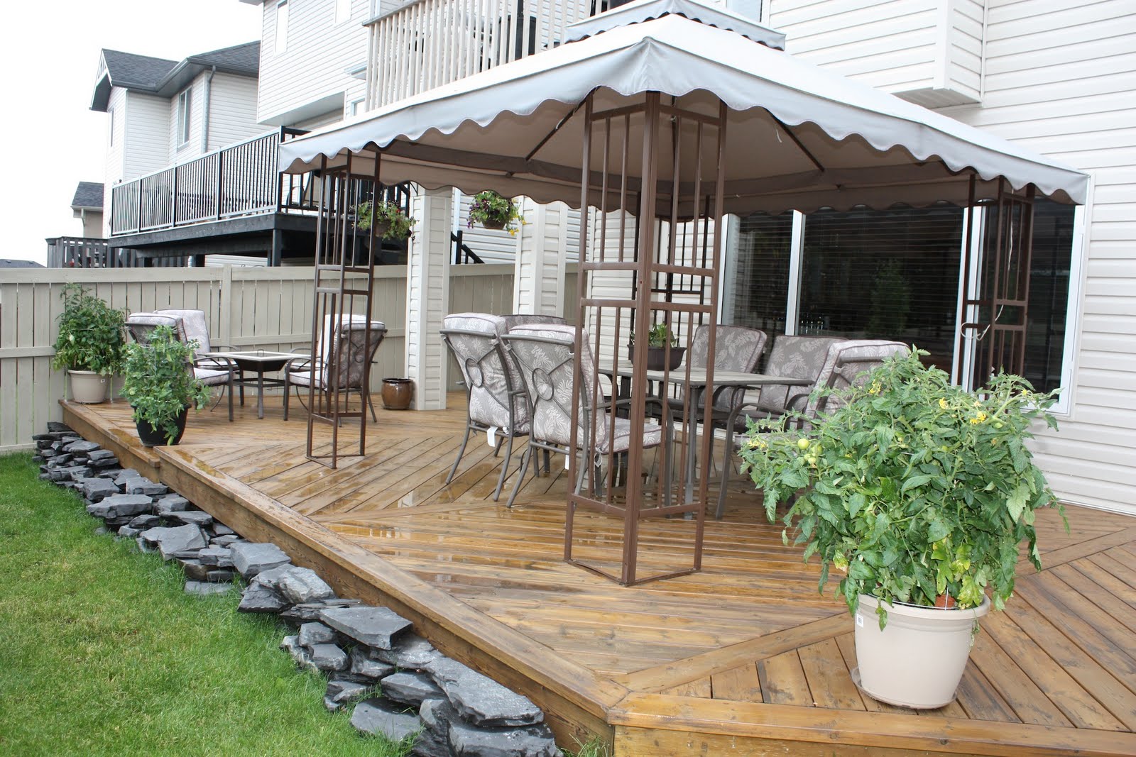 Bootybella Designs: "Sexy Deck"...