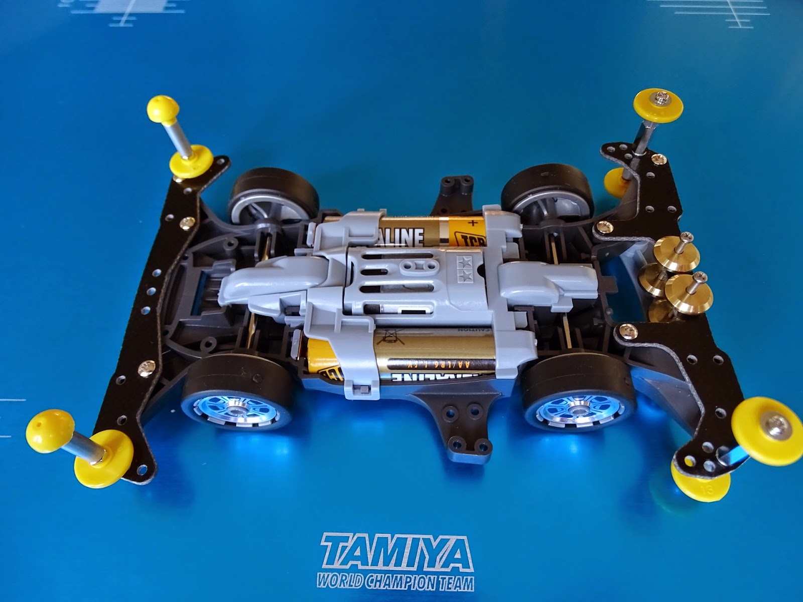 Tamiya Mini 4WD MA chassis Festa Jaune Build and Review | The RC Racer