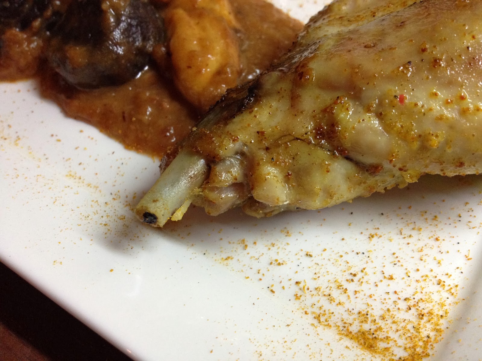 Muslo de conejo al horno macerado - ¡Huele Bien!