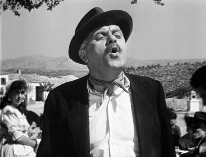 Η αγαπημένη μας λατέρνα στο ελληνικό σινεμά