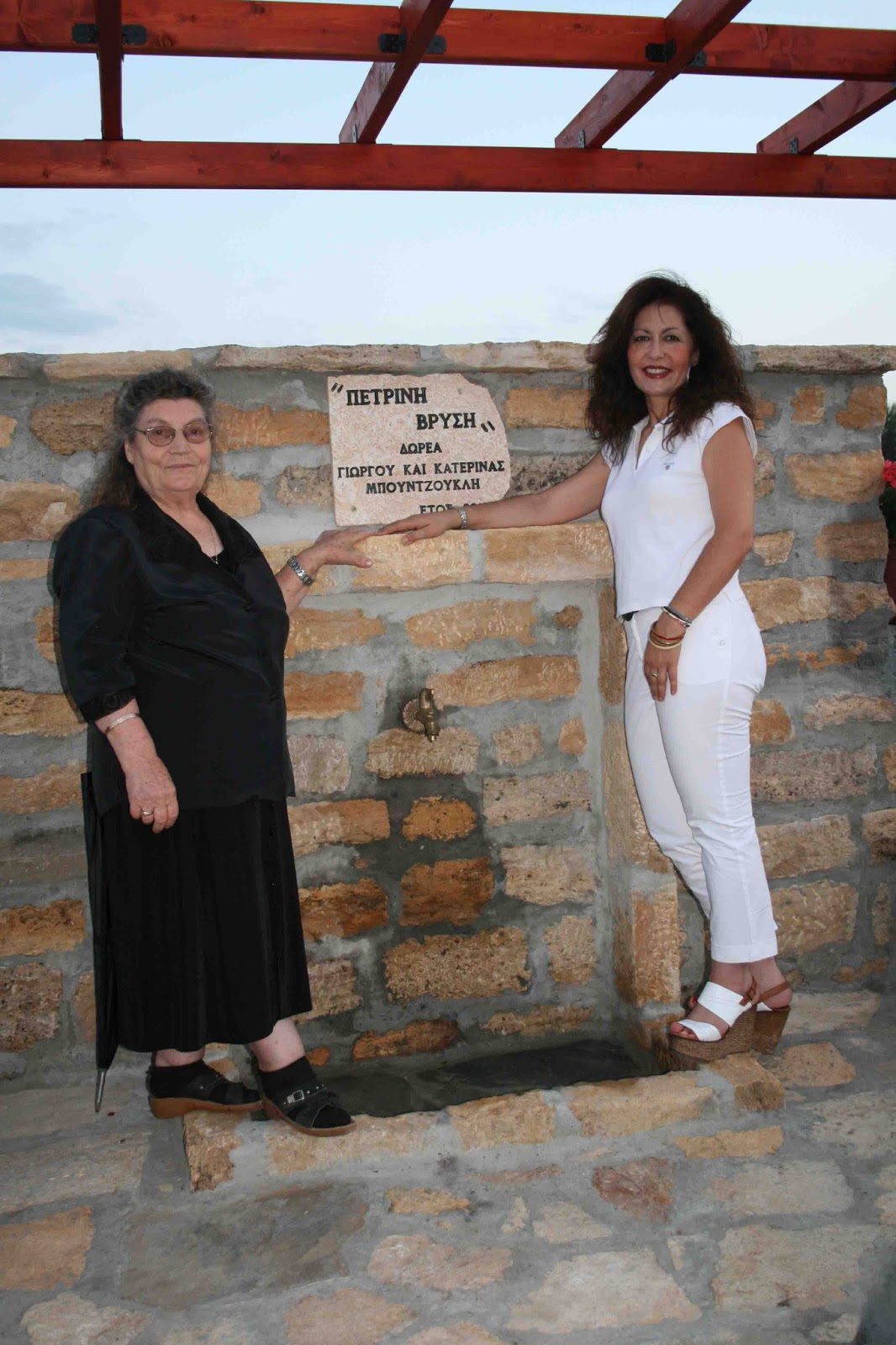 ΒΟΡΕΑΣmagazin: ΑΝΑΣΤΑΣΙΑ ΜΠΟΥΡΑ ΚΑΙ ΜΑΡΙΑ ΠΕΤΡΙΔΟΥ:ΔΙΑΡΚΗΣ ΠΑΡΟΥΣΙΑ ΣΤΑ ...