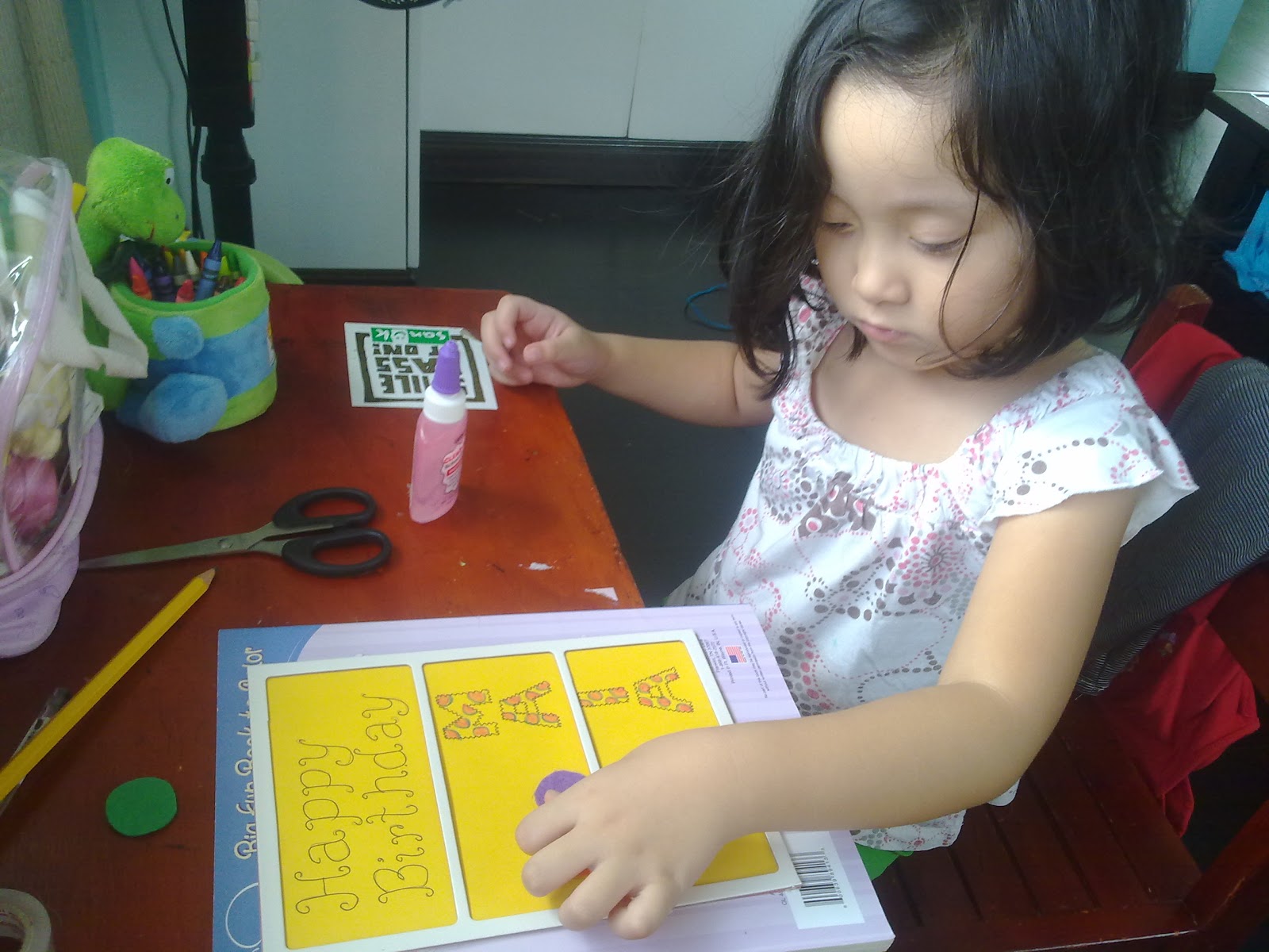 Art Attack: Birthday Card Project - Glamma Momma