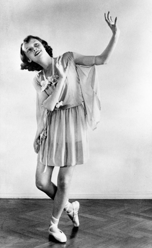 Audrey Hepburn Ballet Dreams of Becoming a Prima Ballerina, Here Are ...