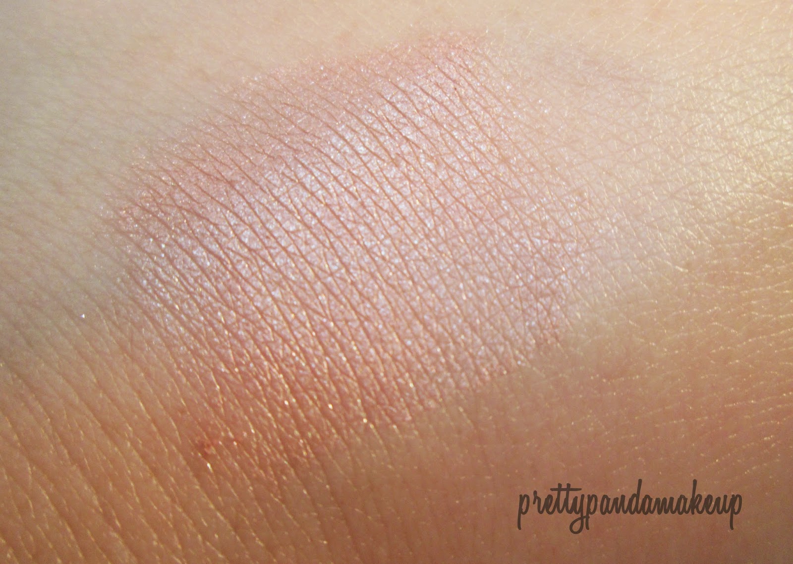 PrettyPanda: Revlon Highlighting Palette in Rose Glow: Review and Swatches