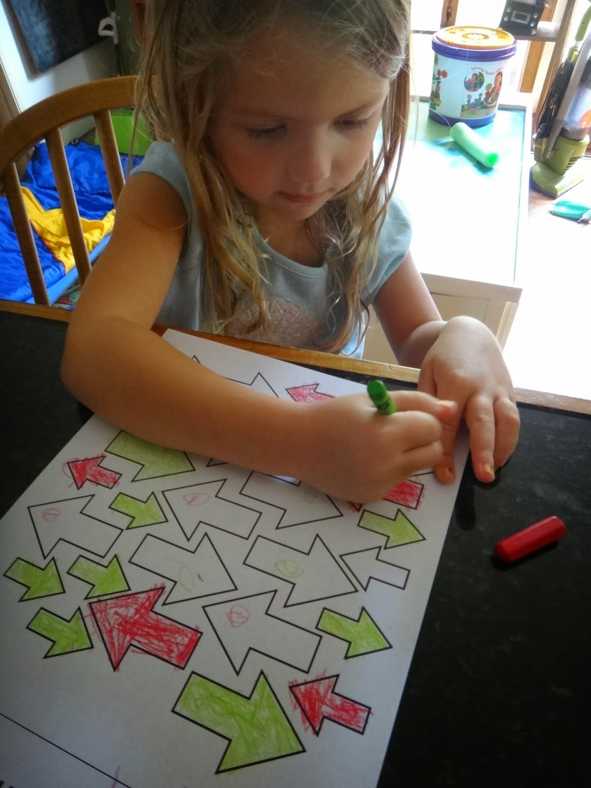 Little Stars Learning: FREEBIE - Left Right Arrows Worksheet