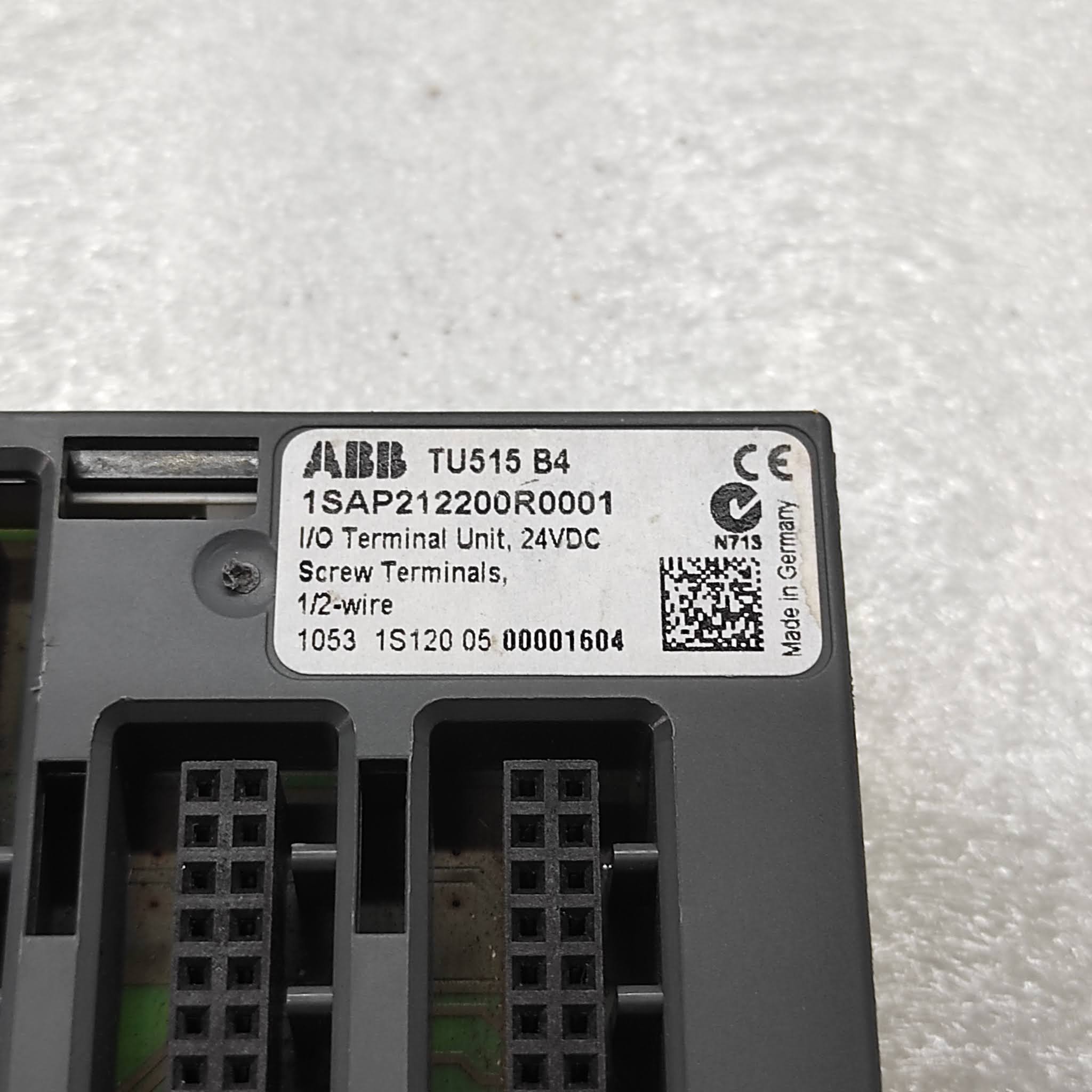 ABB TU515-B4 I/O TERMINAL UNIT 1SAP212200R0001