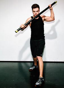 Celebrity Workout - Sebastian Stan's Boxing-Based Routine | Oh yes I am