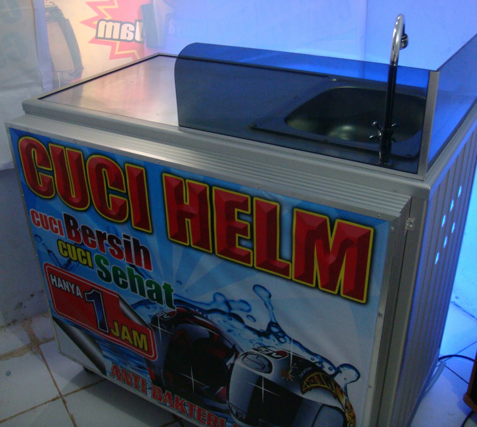 mesin cuci helm/usaha cuci helm /eRHa GROUP