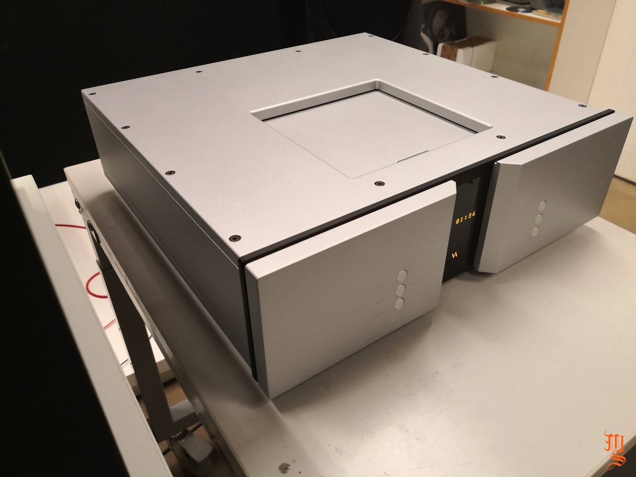 VITUS AUDIO PRODUCTION PHOTOS – M & S | Ultimate High-Fidelity