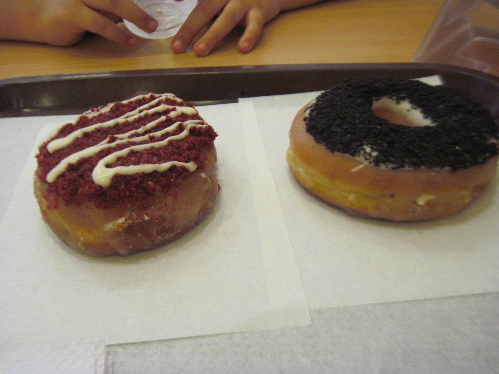 Davao Food: One Plate At a Time: Go Nuts Donuts Favorites!