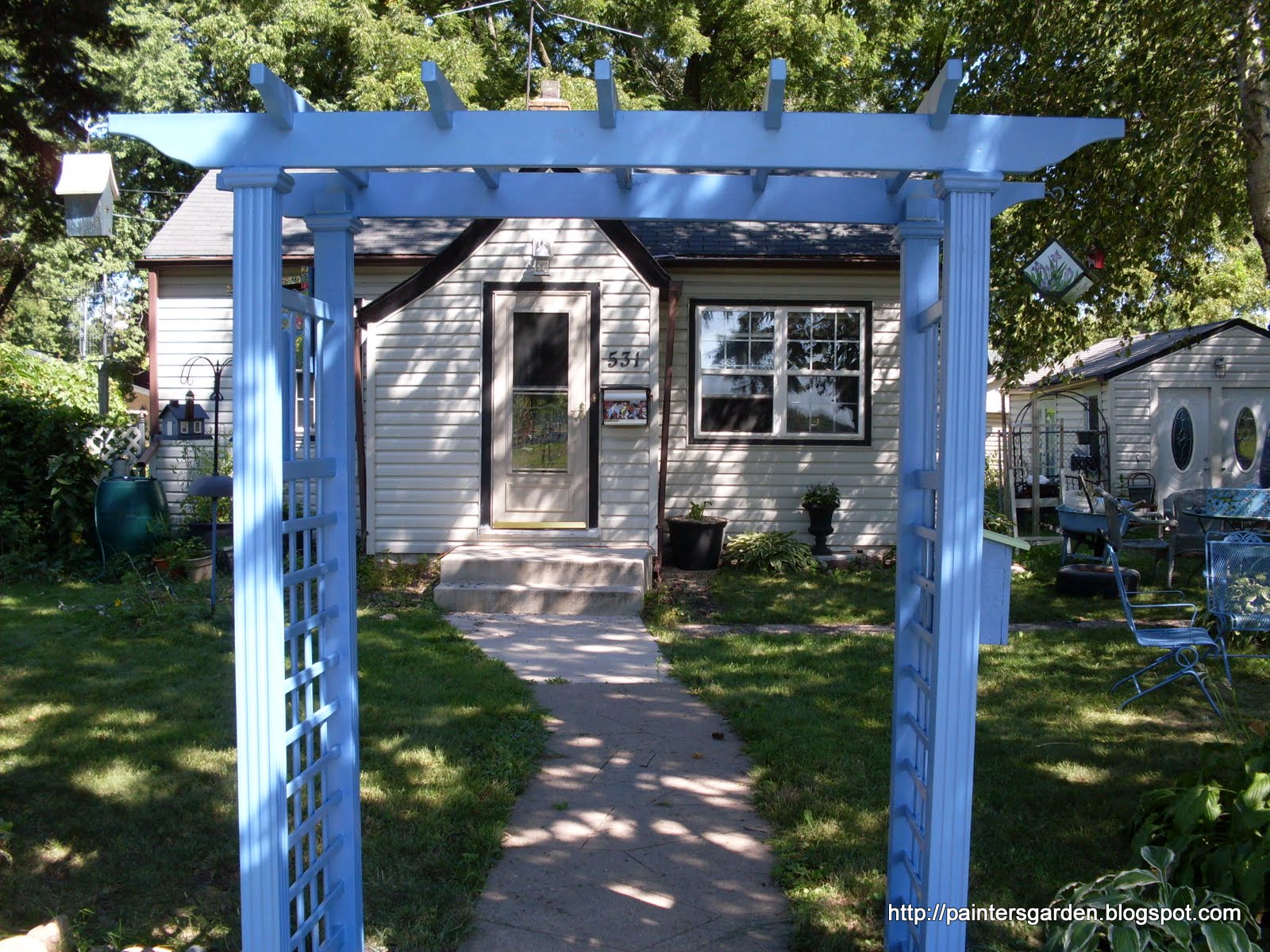 Paintersgarden: Blue arbor and garden plans