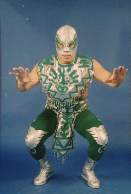 Consejo Mundial de Lucha Libre: La Catedral: Ángel Azteca (40) vs ...