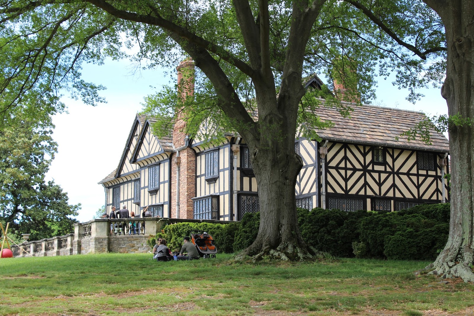Royal Musings: Agecroft Hall: a Tudor Gem in Richmond, Virginia