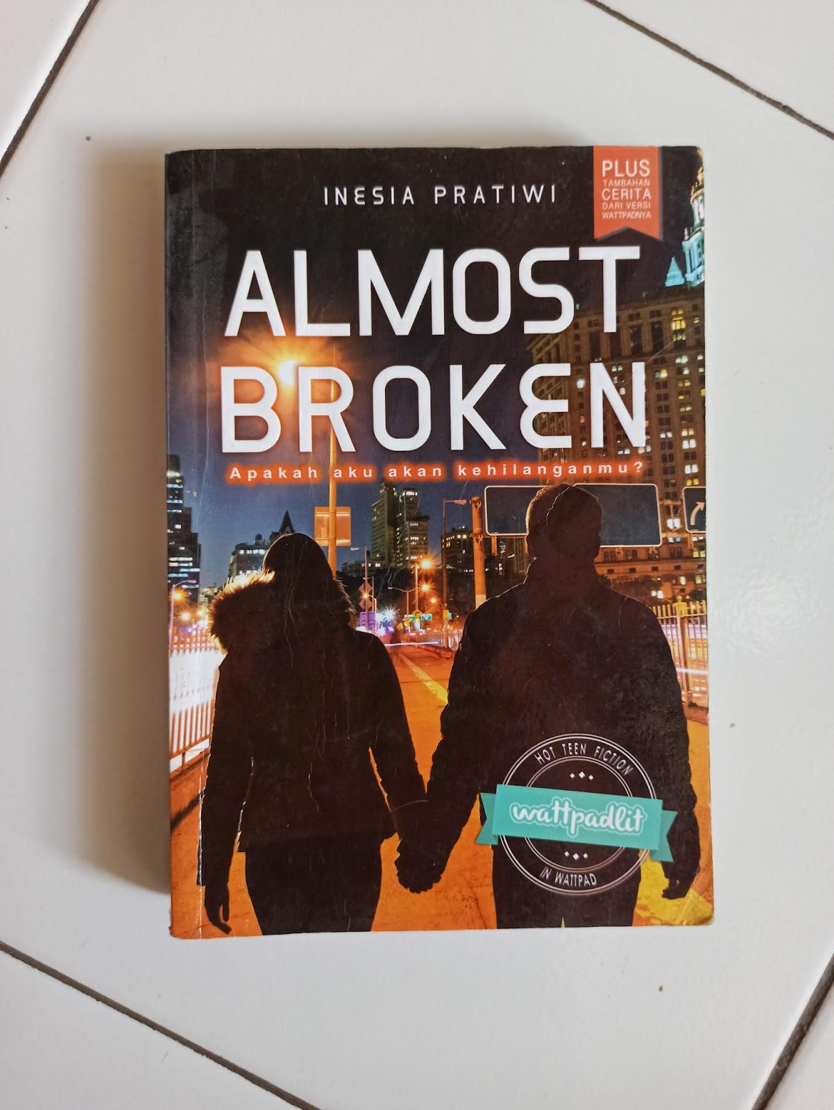 Almost Broken Sekuel Annoying Boy (Inesia Pratiwi) | Aksiku Toko Buku ...