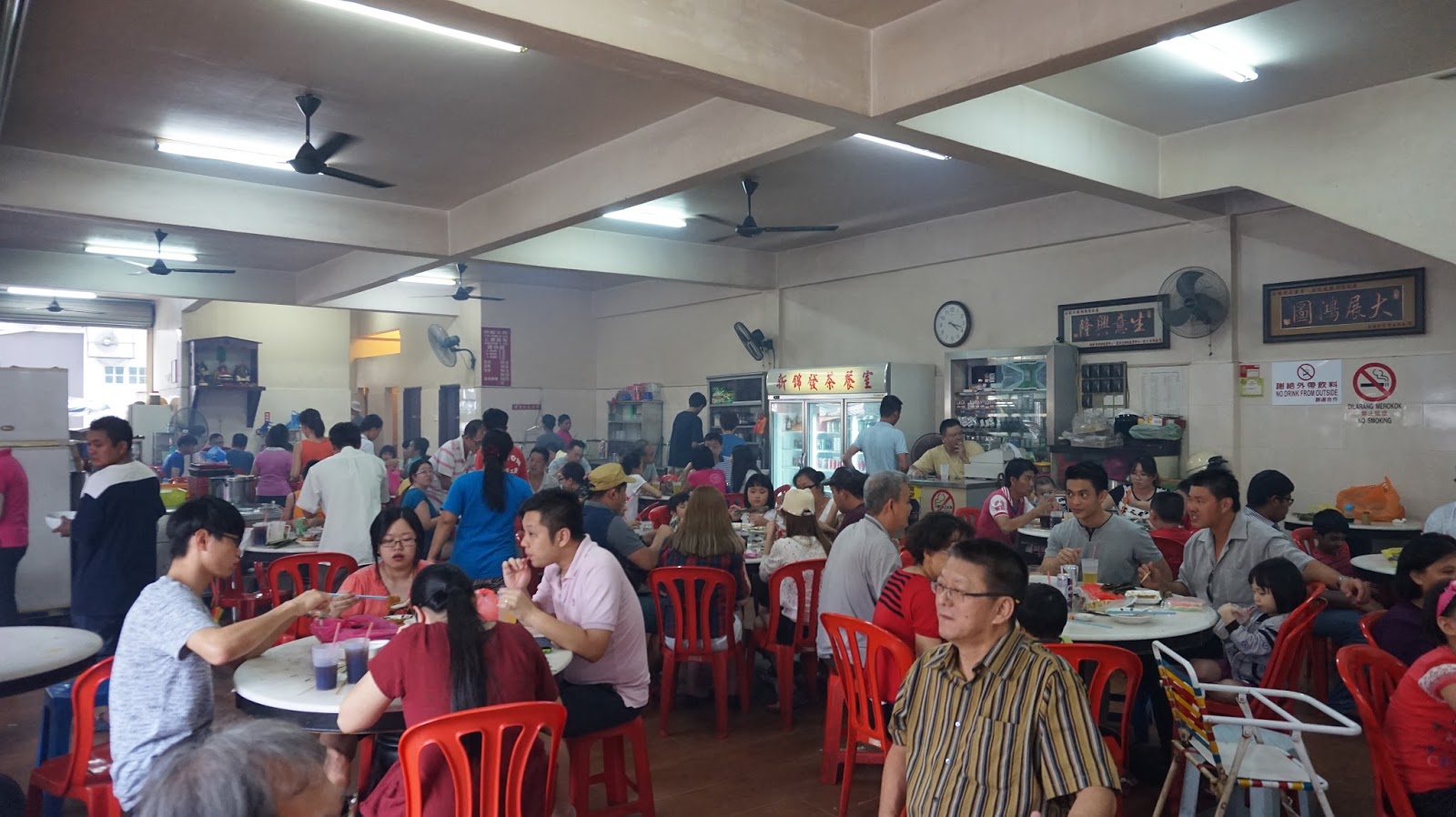 Our Journey : Johor Muar - Food Hunting at Muar Glutton Street "麻坡贪吃街"