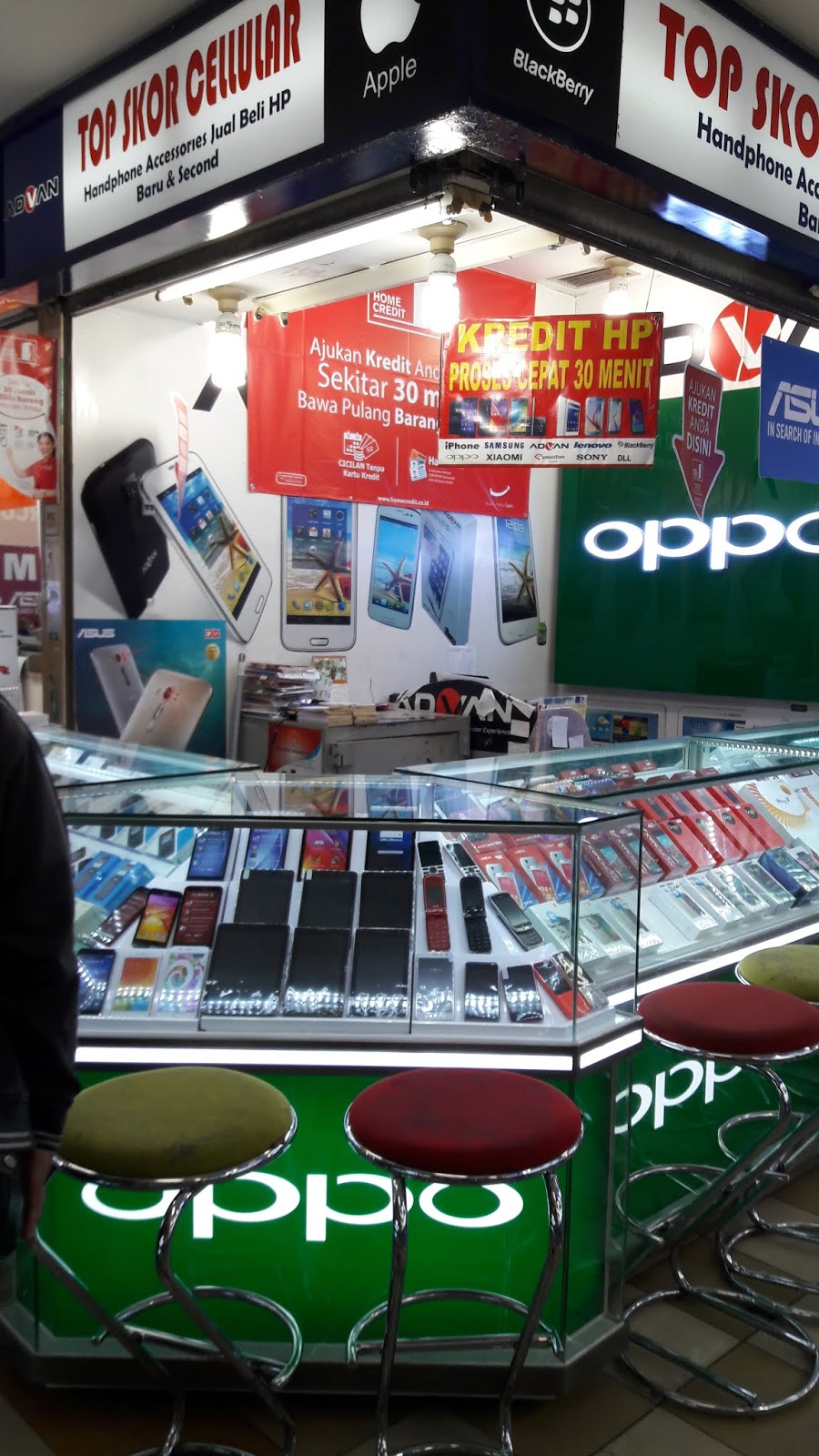 Advertising Indonesia: Profil Mall PGC Cililitan Jakarta Timur