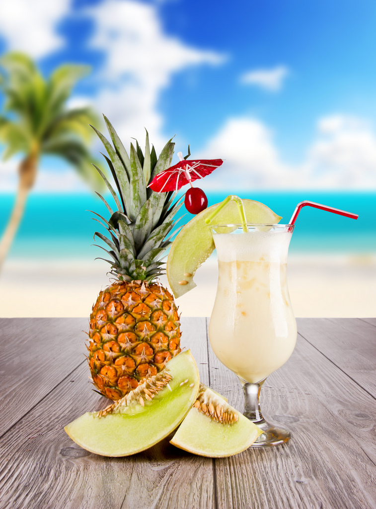 santiago30caballeros.com: La mejor bebida del mundo para tomar en la PLAYA